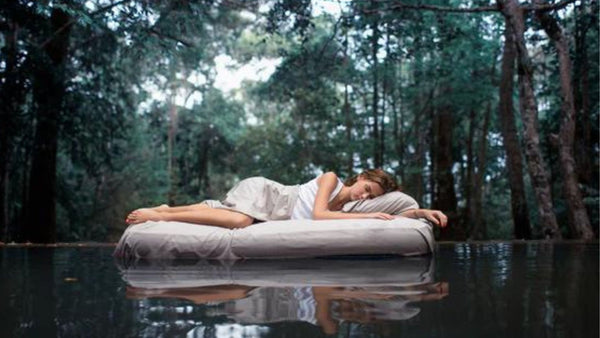 Restorative Slumber: The Transformative Power of Silk for Better Sleep ...